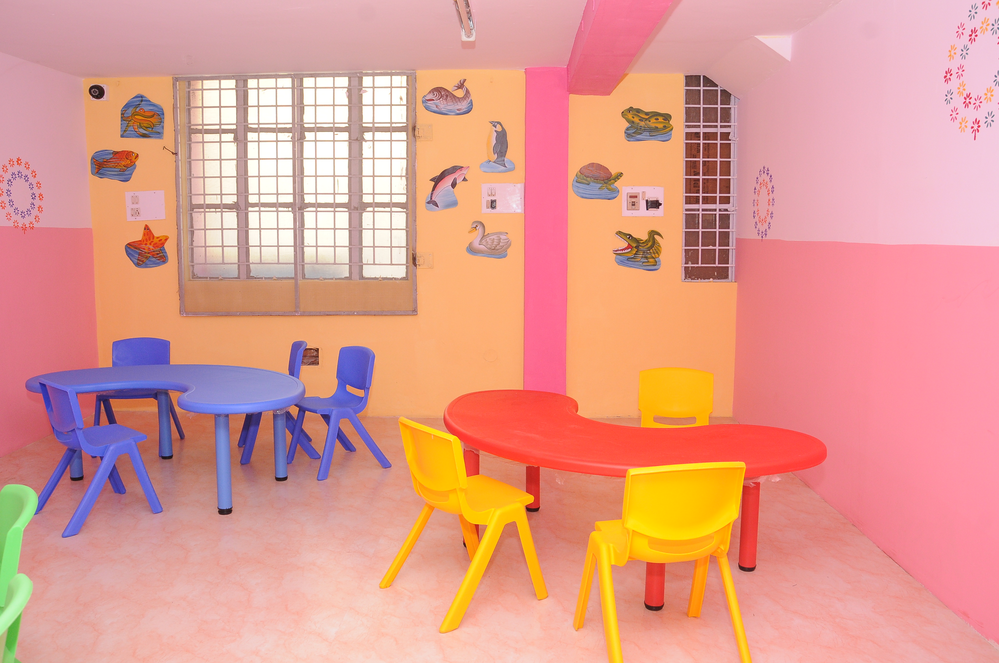 KIDS MANSION ICONIC SCHOOL